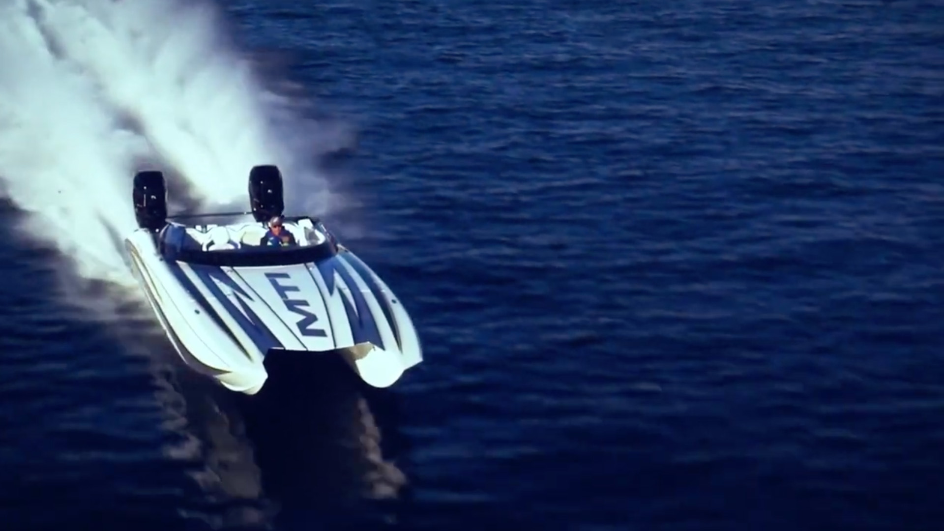 MTI High Performance at Lake Powell - USA Onboard