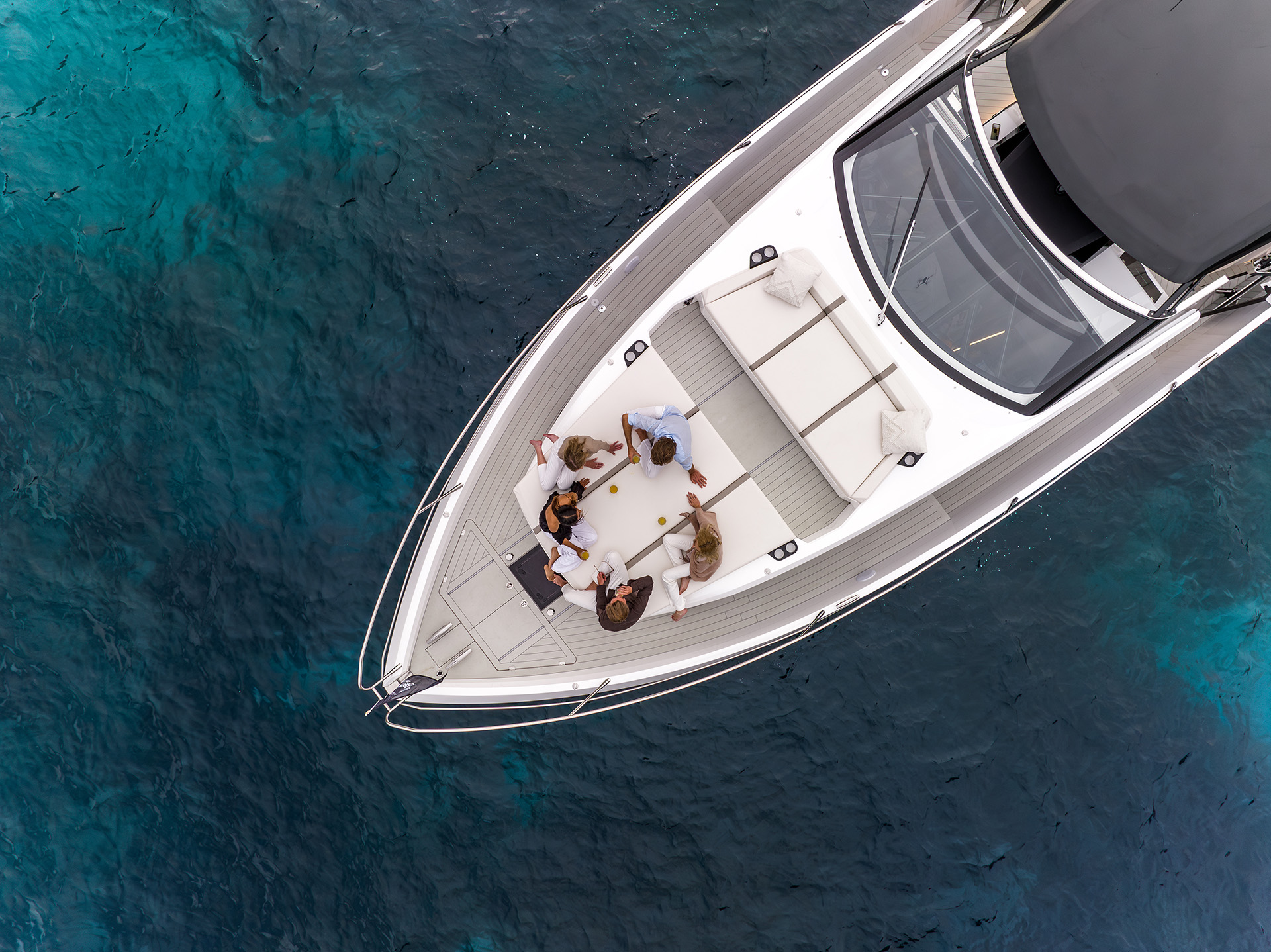 Details of the New Superhawk 55 - USA Onboard